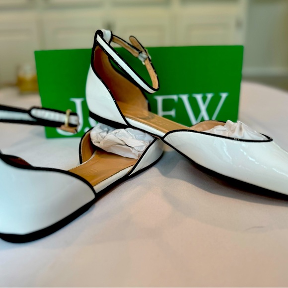 J. Crew | Shoes | J Crew White And Navy Patent Leather Mary Janes Size ...